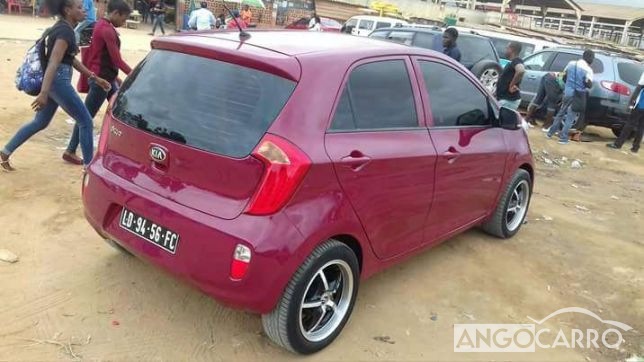 Kia Picanto (Gasolina) - Angocarro
