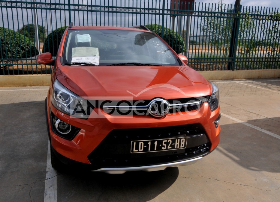 Baic X25 2019 (Gasolina) - Angocarro