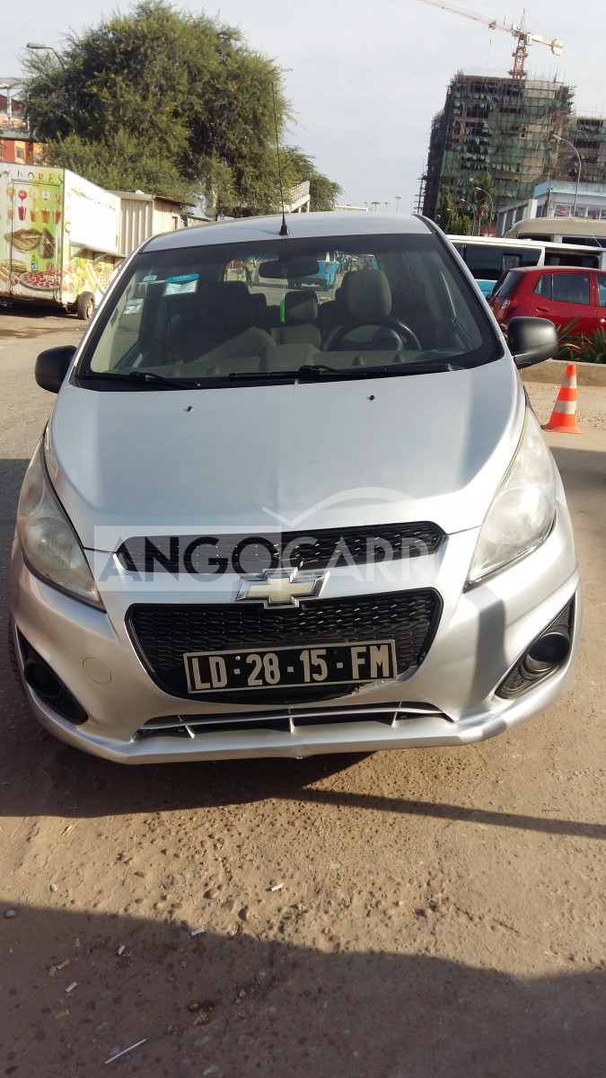 Chevrolet Spark 2015 (Gasolina) - Angocarro