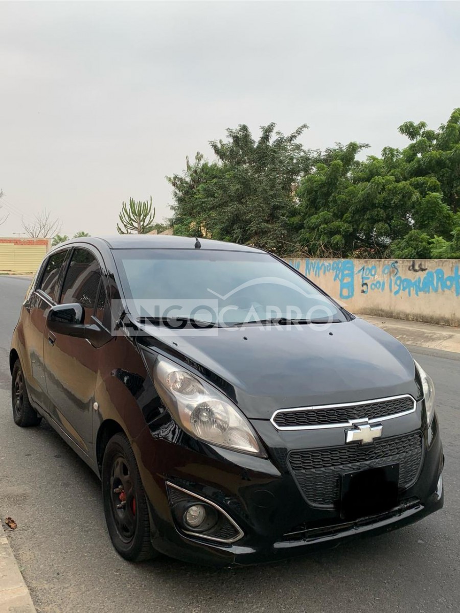 Chevrolet Spark 2015 (Gasolina) - Angocarro