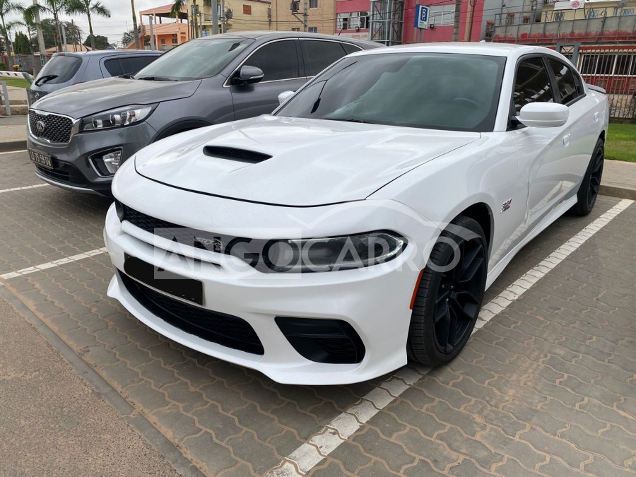 Dodge Charger 2019 (Gasolina) - Angocarro