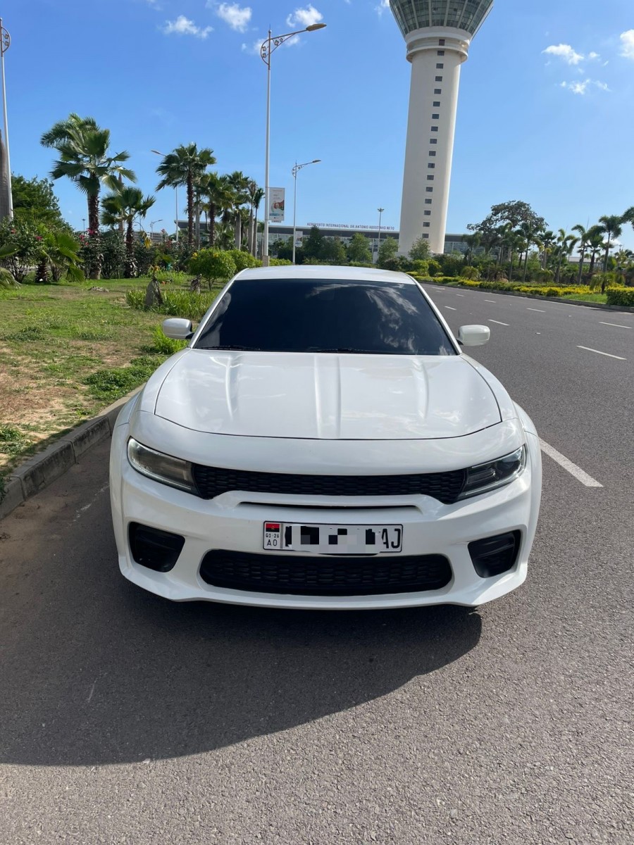 Dodge Charger 2023 (Gasolina) - Angocarro