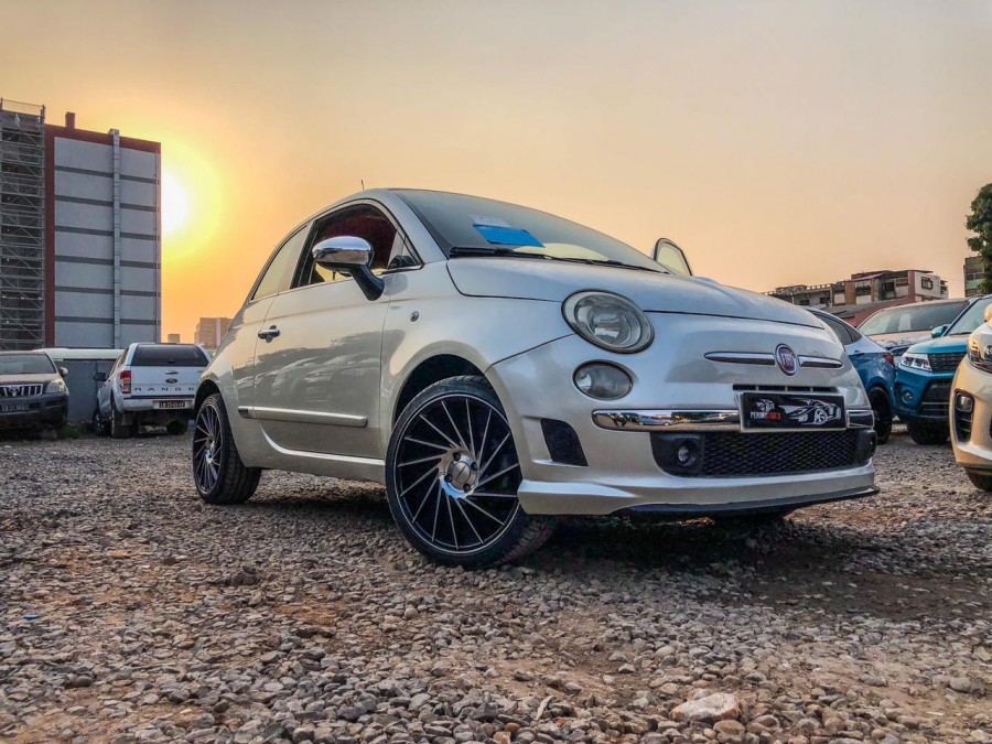 Fiat 500 2016 (Gasolina) - Angocarro