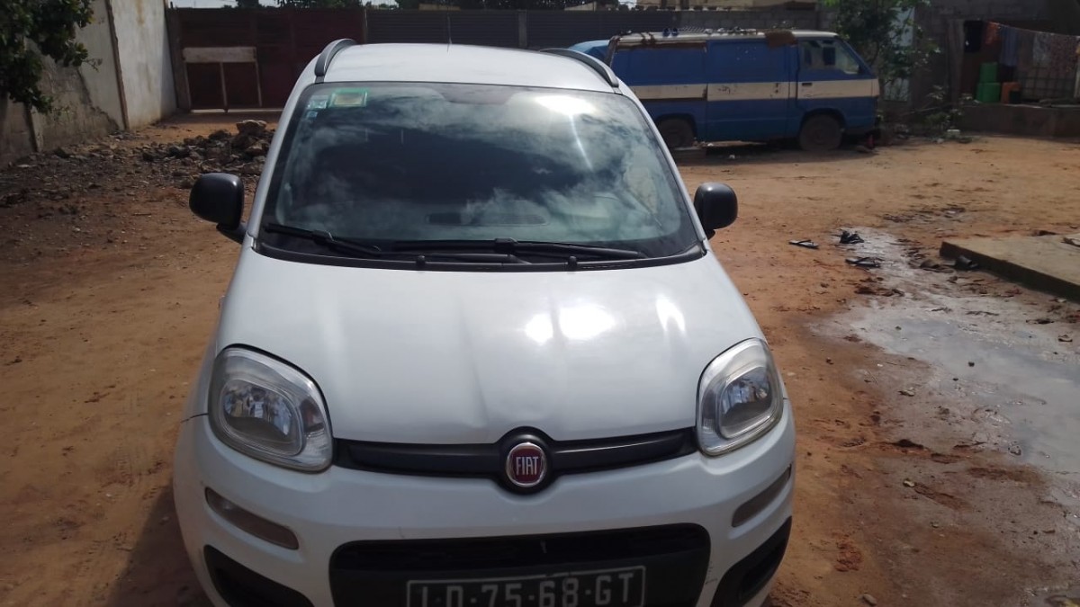 Fiat Panda 2016 (Gasolina) - Angocarro