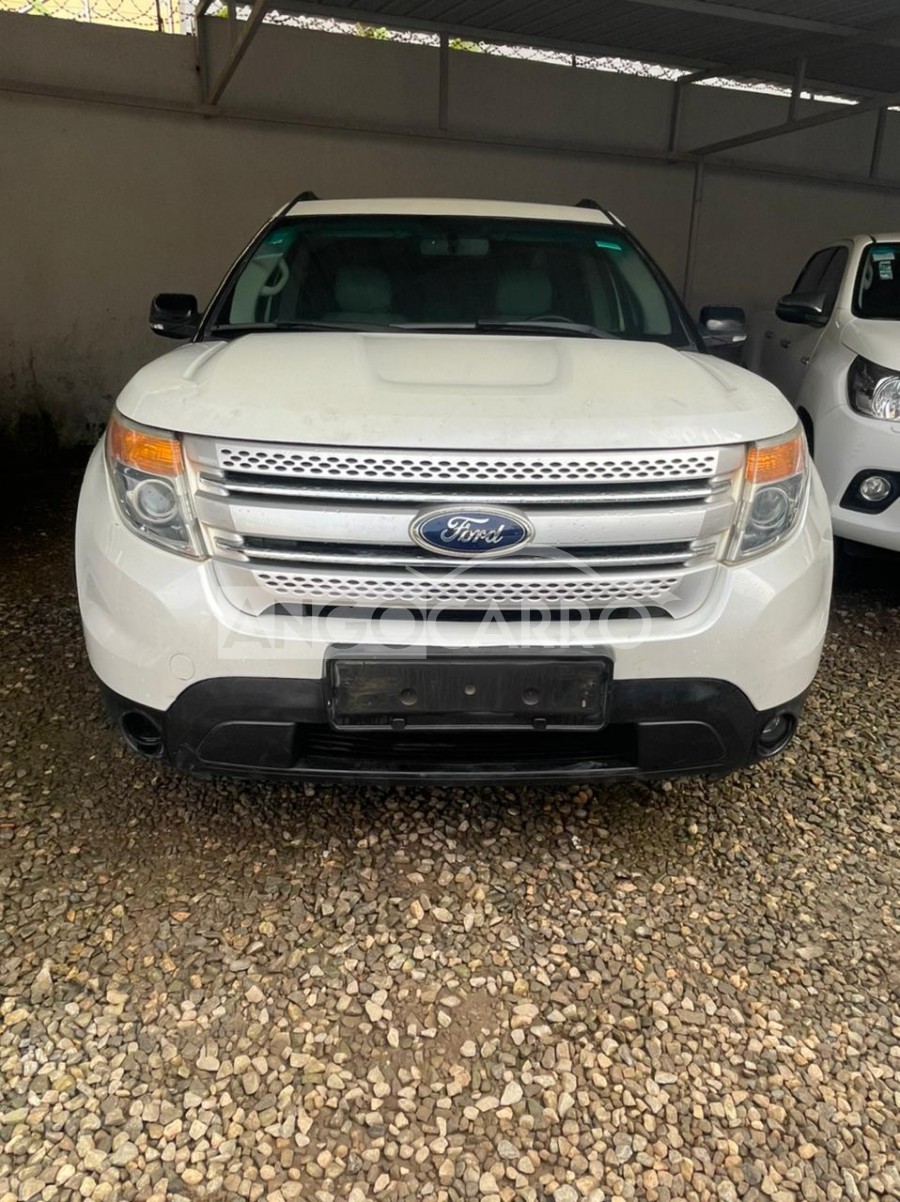 Ford Explorer 2015 (Gasolina) - Angocarro