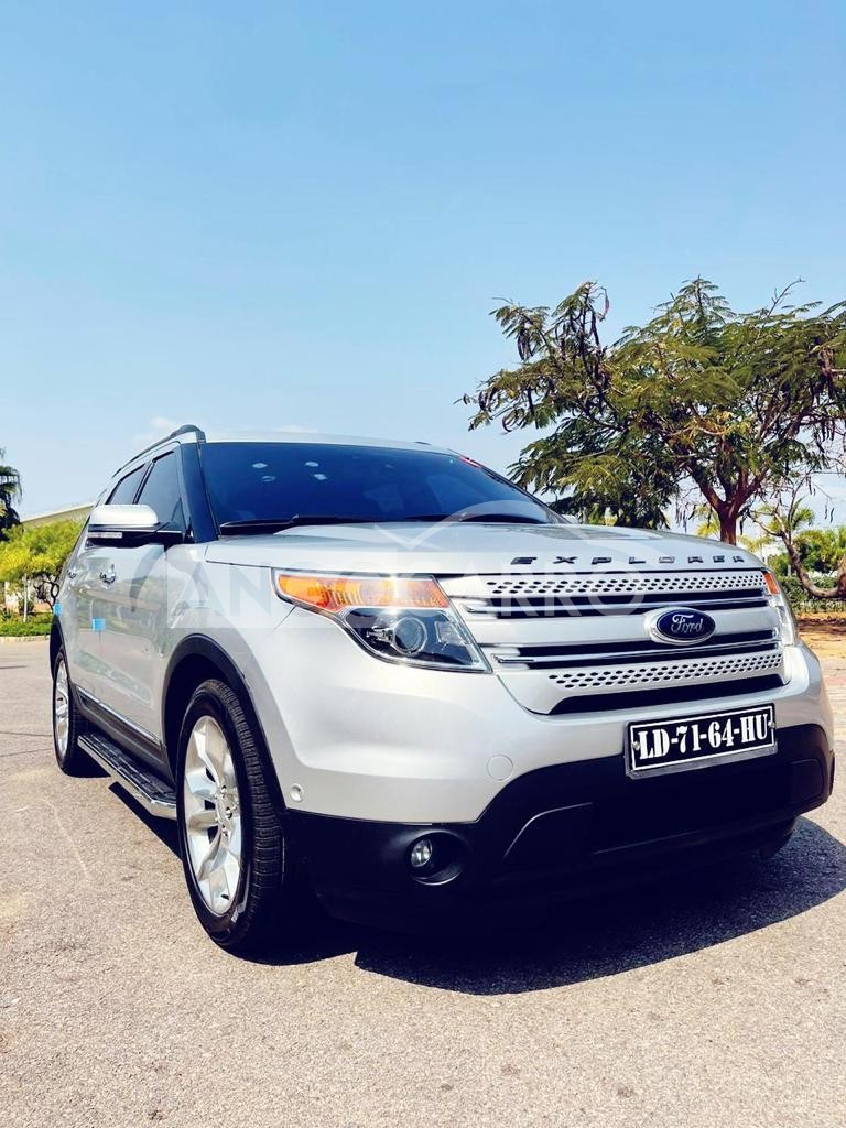 Ford Explorer 2018 (Gasolina) - Angocarro