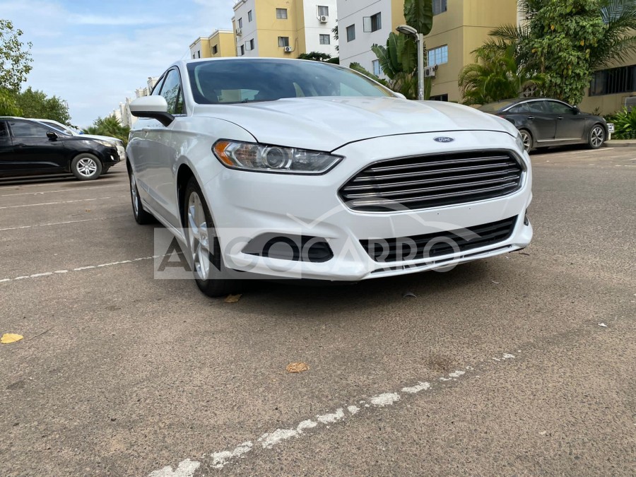 Ford Fusion 2020 (Gasolina) - Angocarro