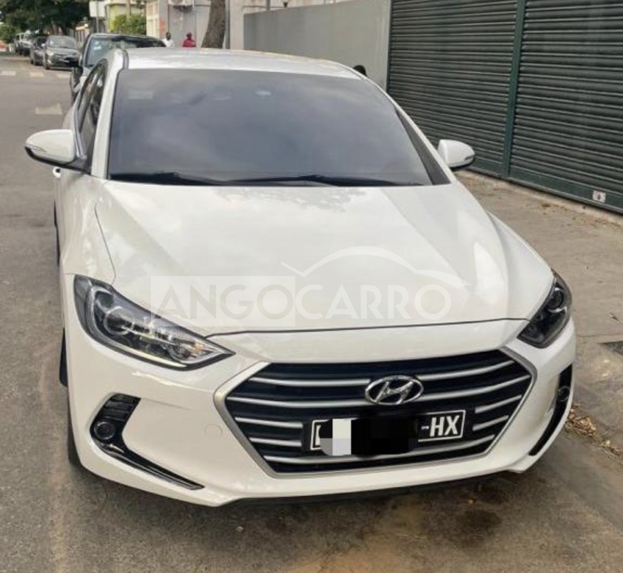 Hyundai Avante 2018 (Gasolina) - Angocarro