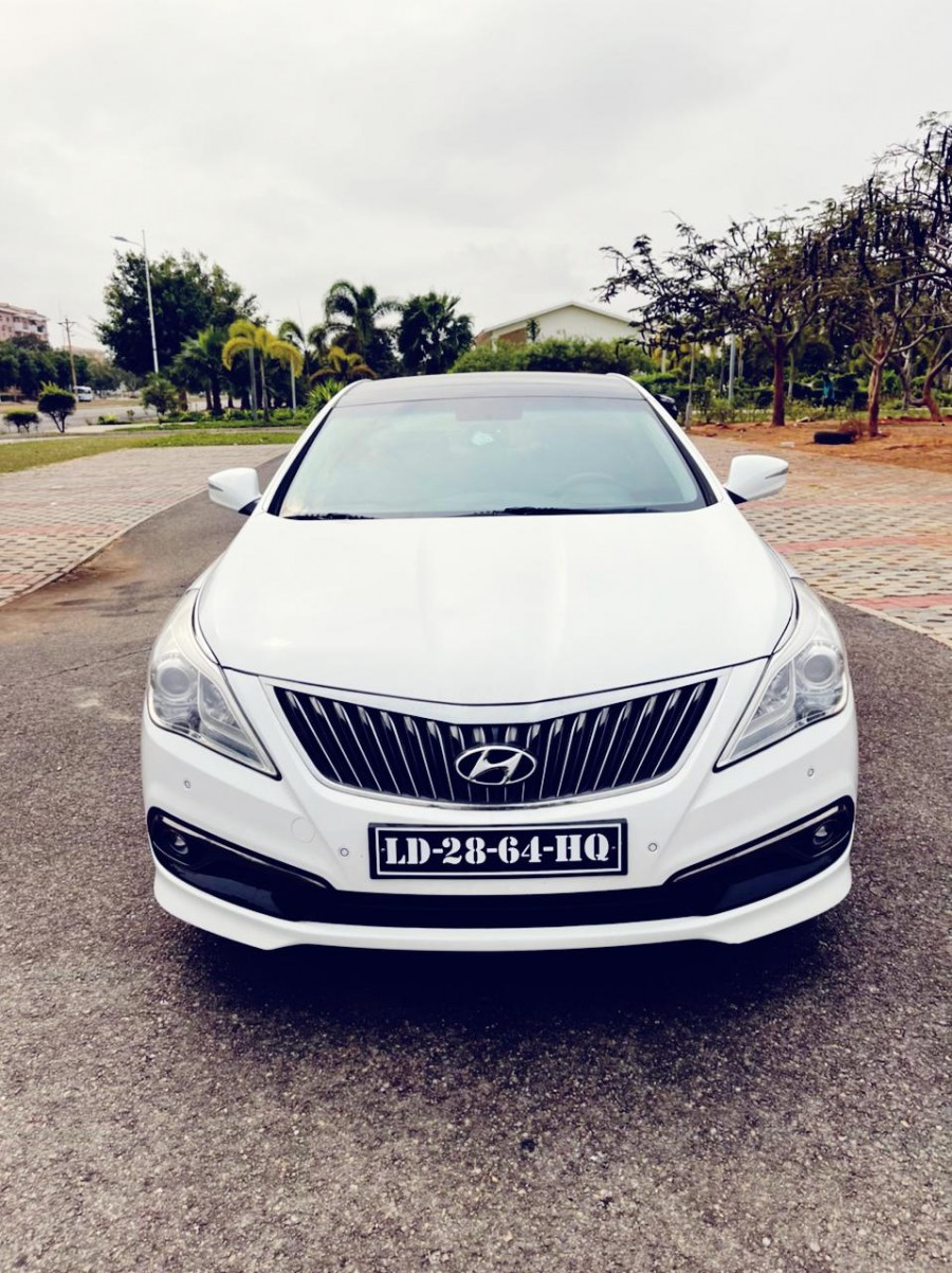 Hyundai Azera 2017 (Gasolina) - Angocarro