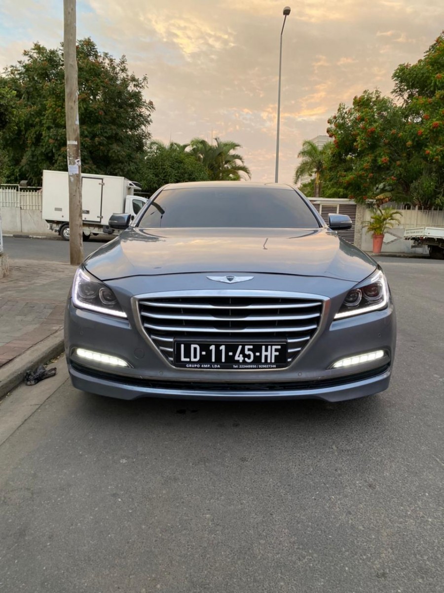 Hyundai Genesis 2018 (Gasolina) - Angocarro