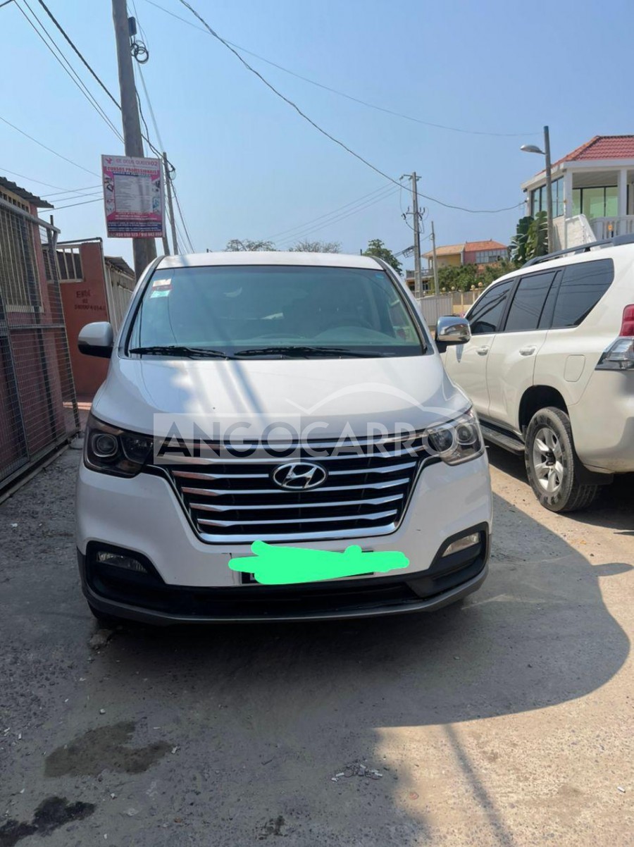 Hyundai H1 2018 (Diesel) - Angocarro