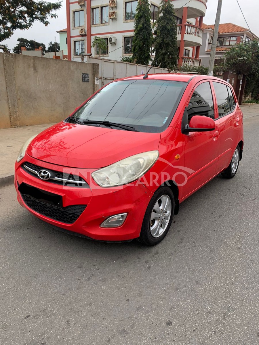 Hyundai i10 2011 (Gasolina) - Angocarro