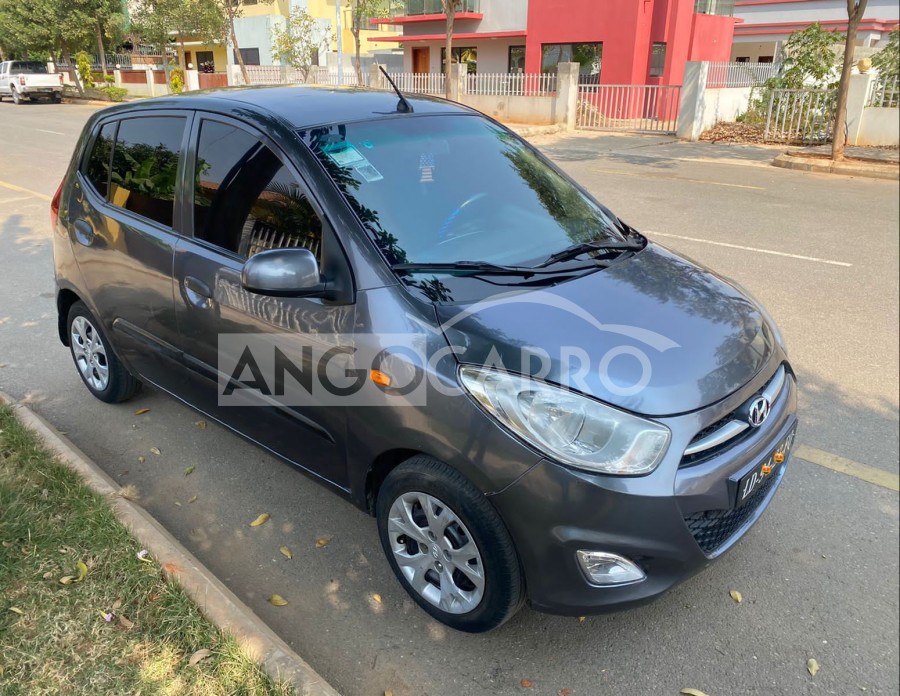 Hyundai i10 2014 (Gasolina) - Angocarro