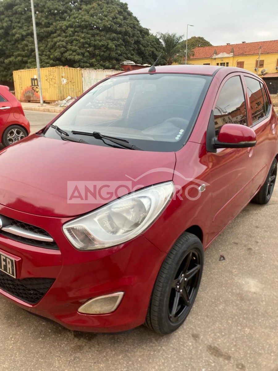 Hyundai i10 2014 (Gasolina) - Angocarro