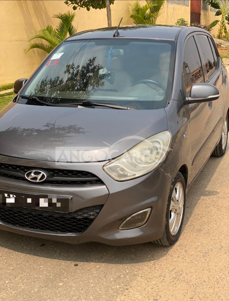 Hyundai i10 2015 (Gasolina) - Angocarro