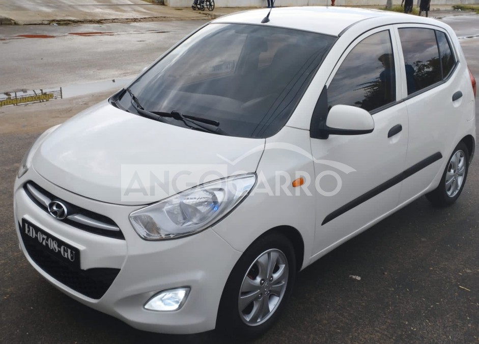 Hyundai i10 2015 (Gasolina) - Angocarro