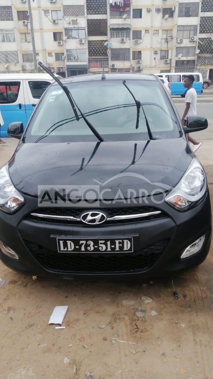 Hyundai i10 2015 (Gasolina) - Angocarro