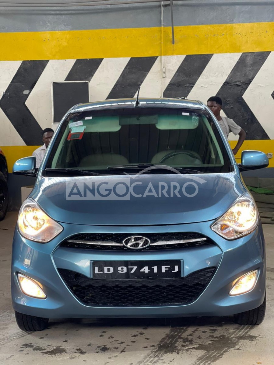 Hyundai i10 2015 (Gasolina) - Angocarro