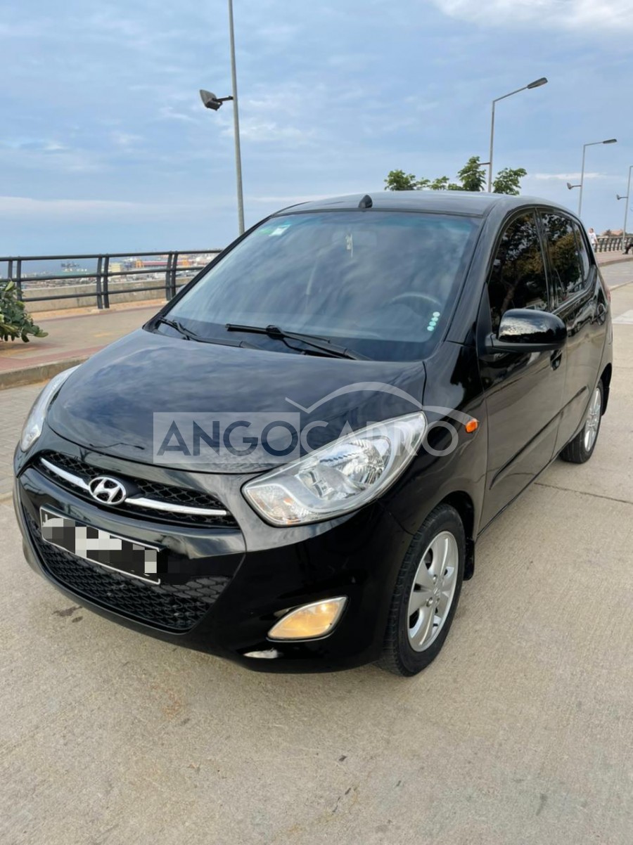 Hyundai i10 2015 (Gasolina) - Angocarro