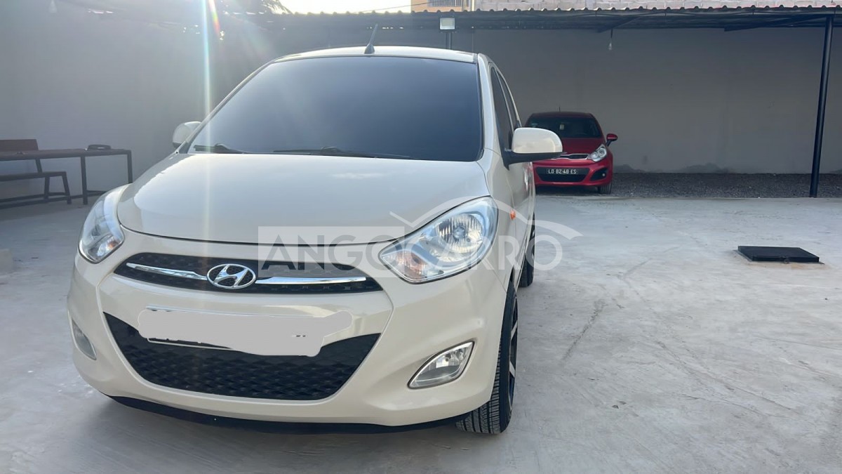 Hyundai i10 2015 (Gasolina) - Angocarro