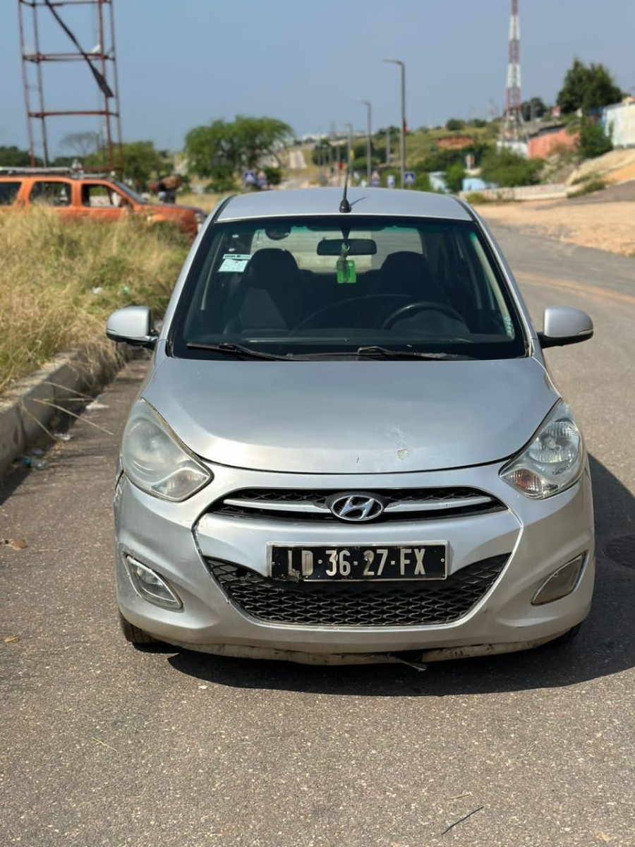 Hyundai i10 2015 (Gasolina) - Angocarro