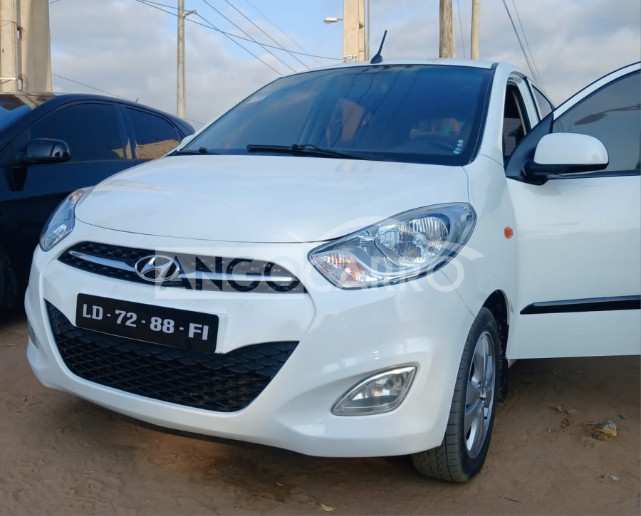 Hyundai i10 2015 (Gasolina) - Angocarro