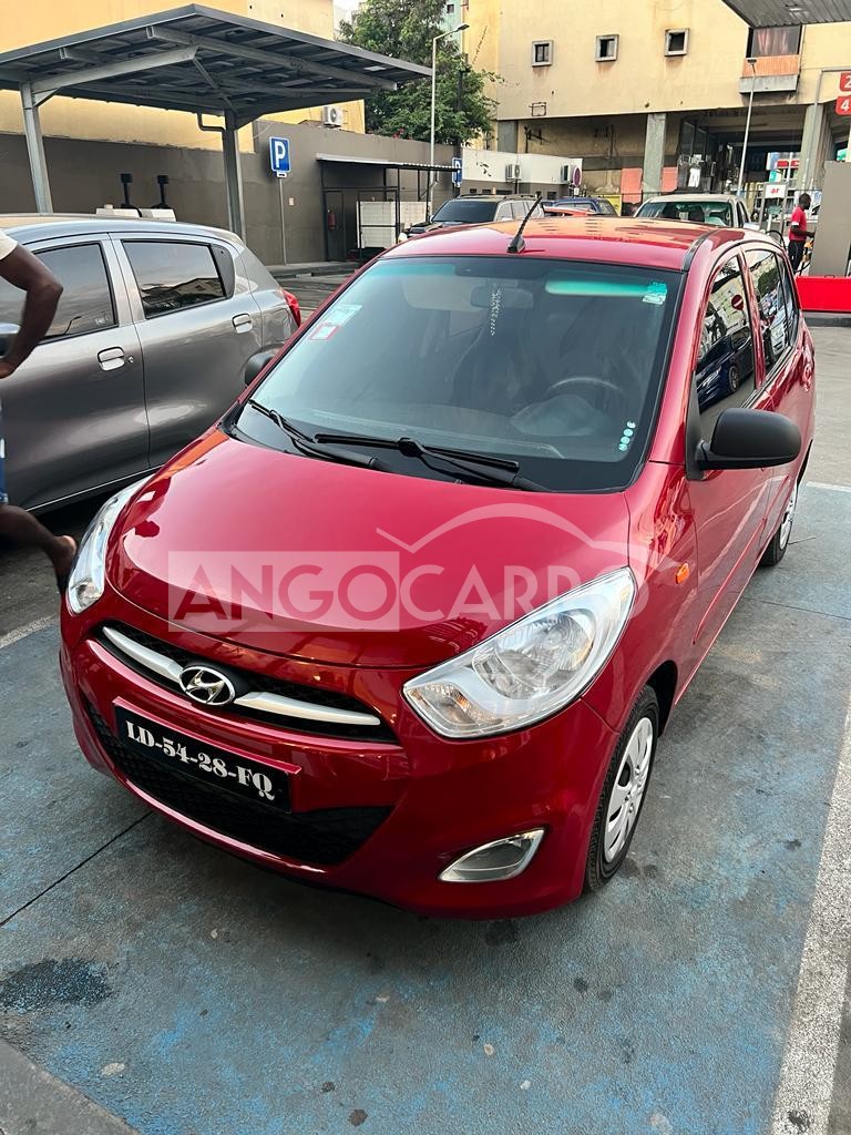 Hyundai i10 2015 (Gasolina) - Angocarro