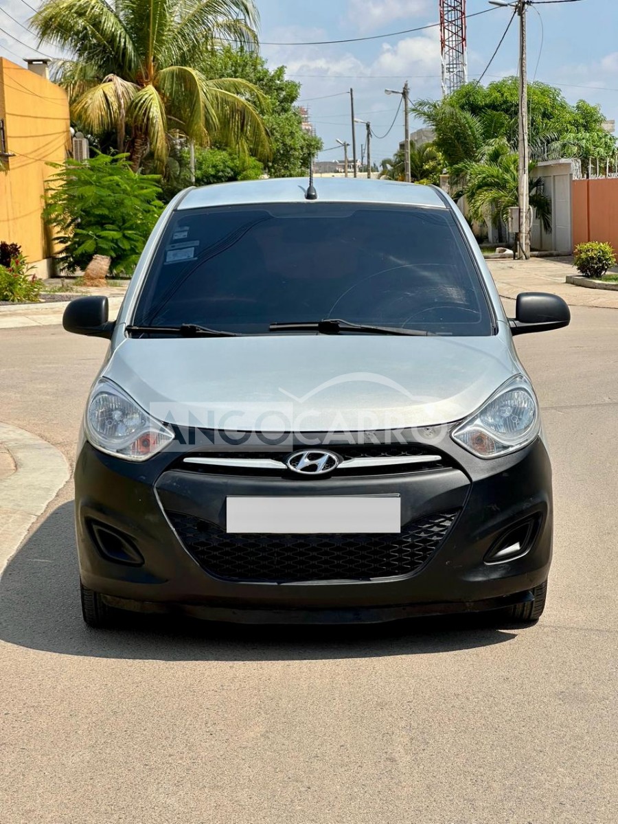 Hyundai i10 2015 (Gasolina) - Angocarro