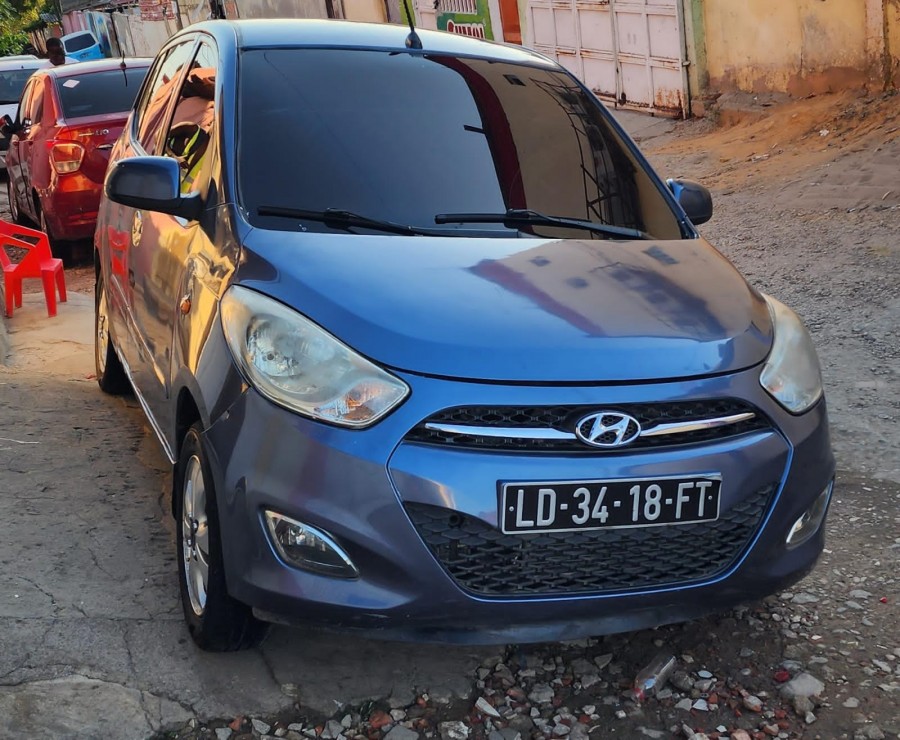Hyundai i10 2015 (Gasolina) - Angocarro
