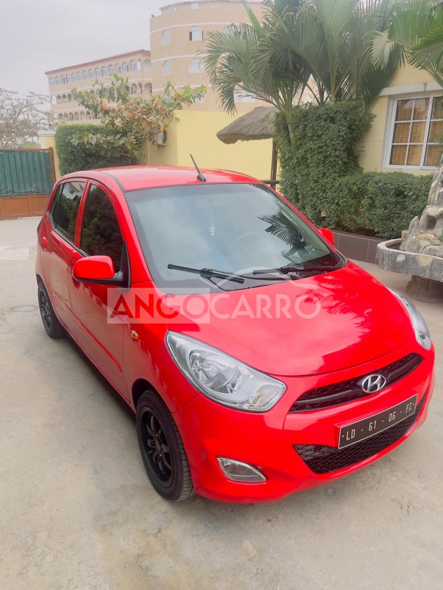 Hyundai i10 2015 (Gasolina) - Angocarro