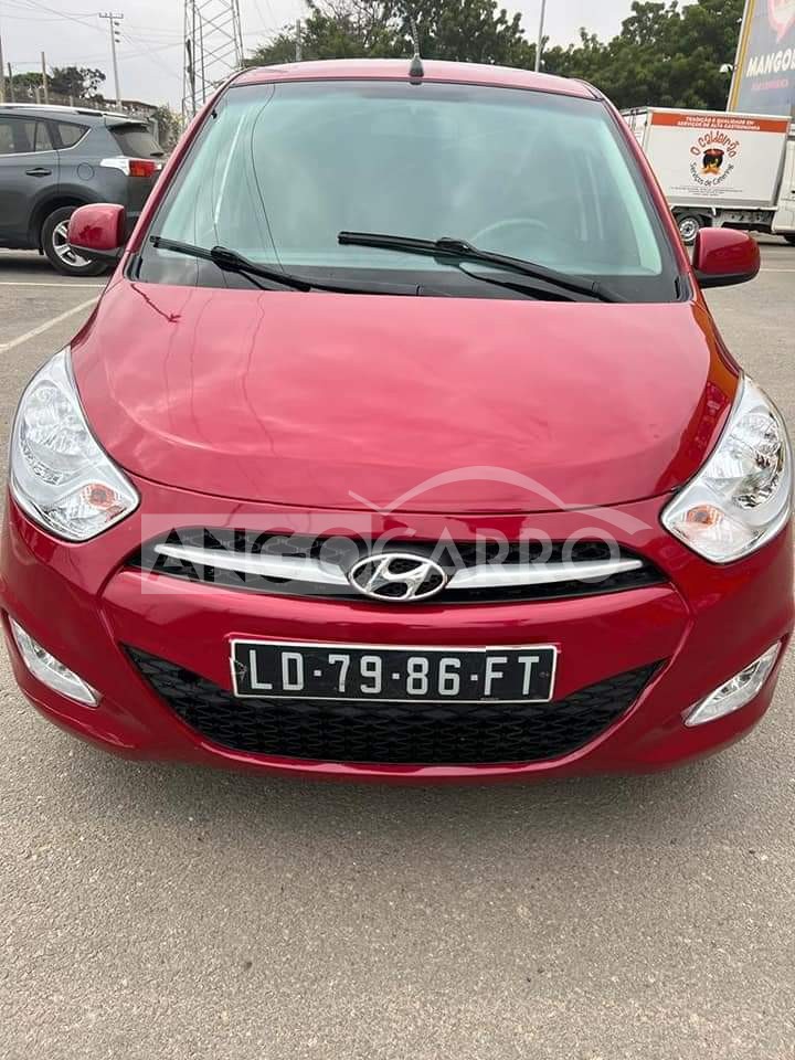 Hyundai i10 2015 (Gasolina) - Angocarro