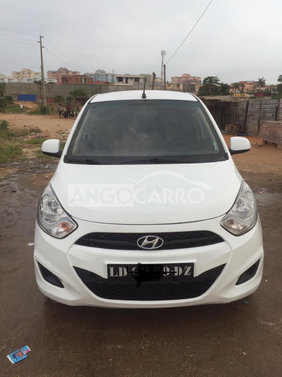 Hyundai i10 2015 (Gasolina) - Angocarro
