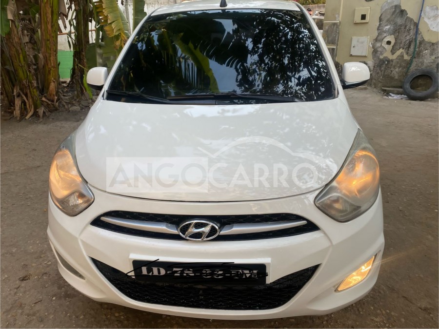 Hyundai i10 2015 (Gasolina) - Angocarro