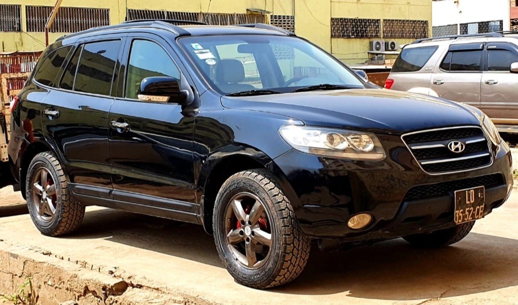 Hyundai Santa Fe 2010 (Gasolina) - Angocarro