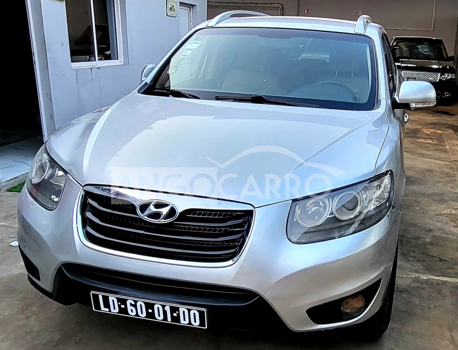 Hyundai Santa Fe 2010 (Gasolina) - Angocarro
