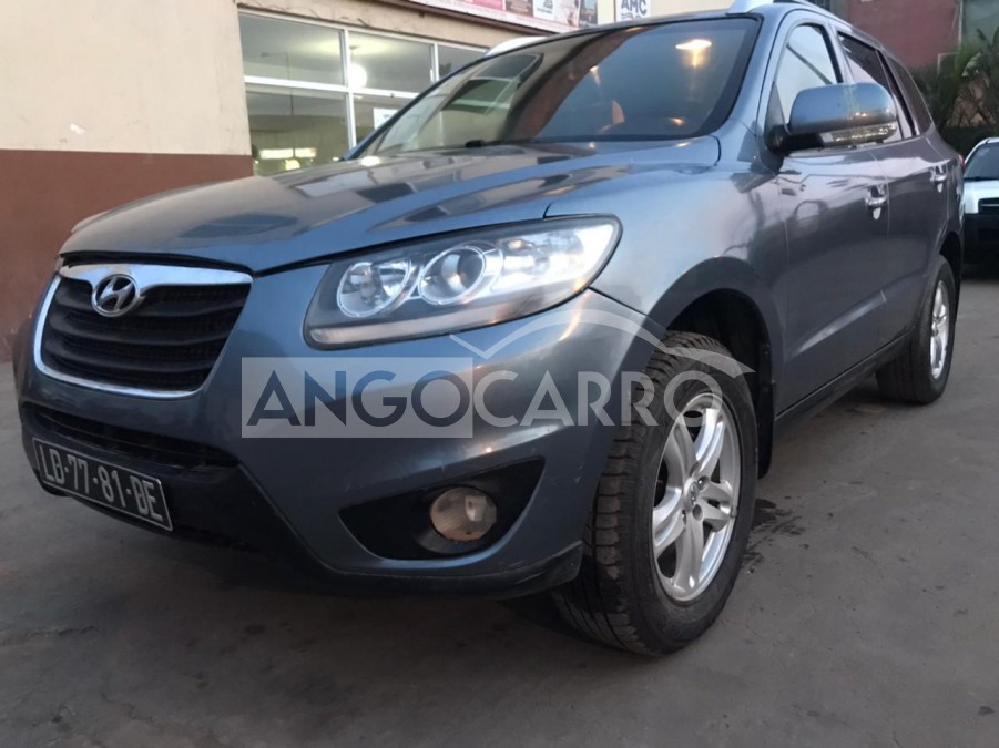 Hyundai Santa Fe 2010 (Gasolina) - Angocarro