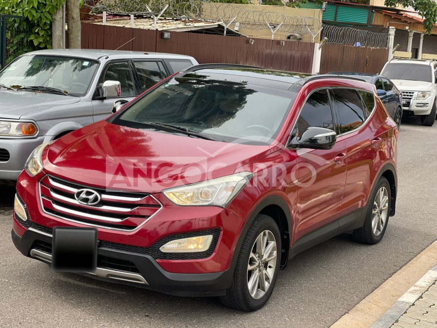 Hyundai Santa Fe 2014 (Gasolina) - Angocarro