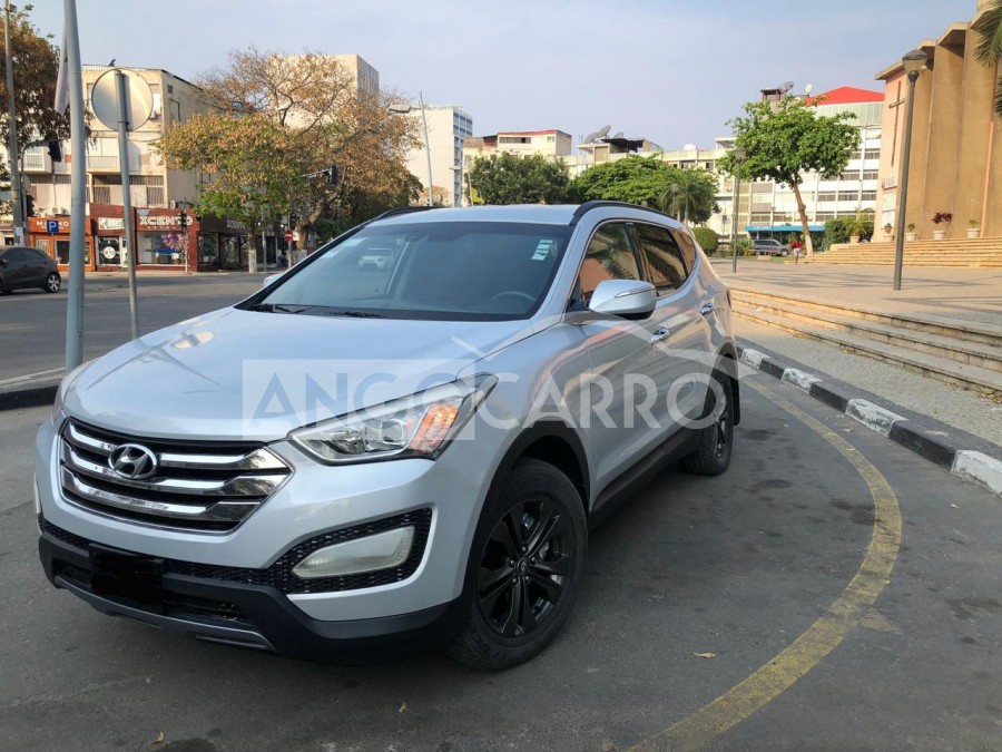 Hyundai Santa Fe 2014 (Gasolina) - Angocarro
