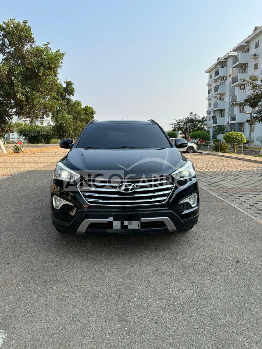 Hyundai Santa Fe 2014 (Gasolina) - Angocarro