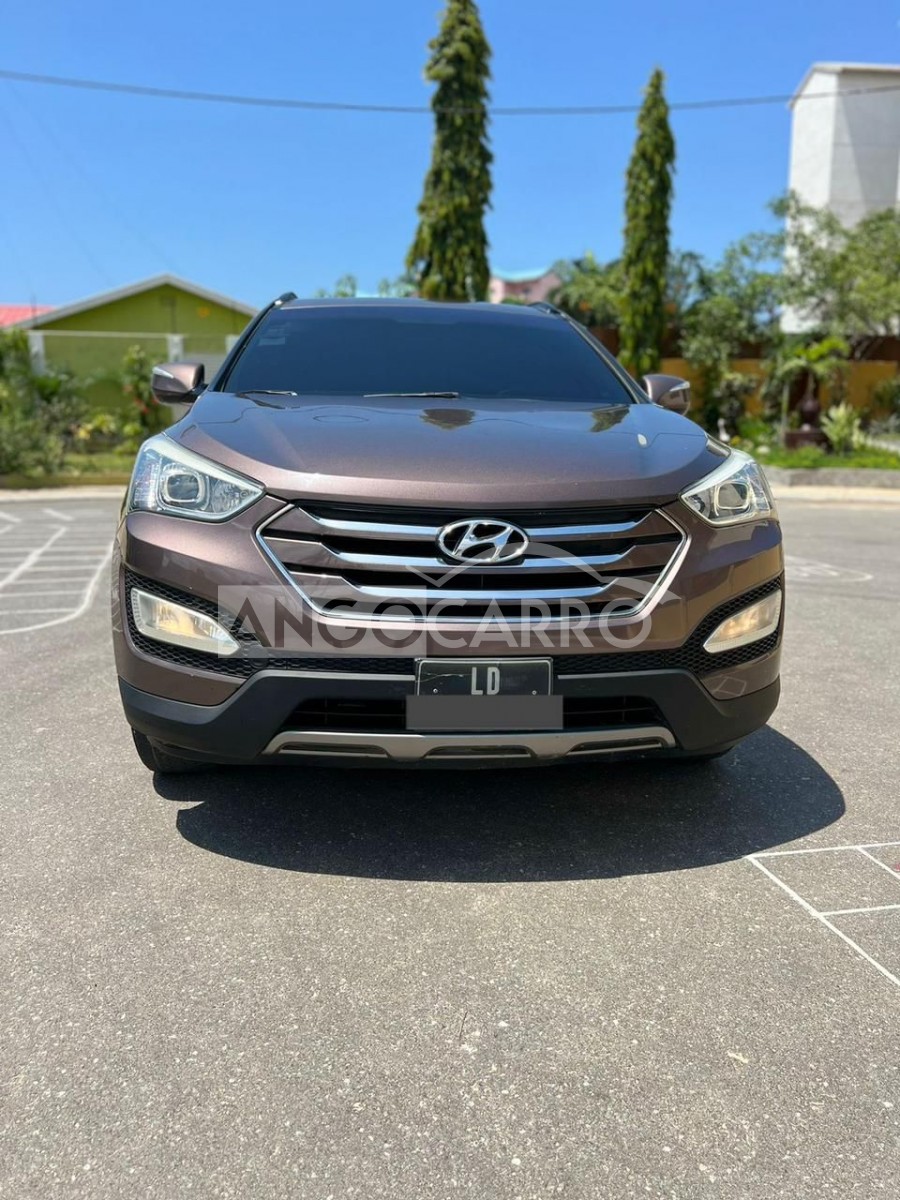 Hyundai Santa Fe 2016 (Gasolina) - Angocarro