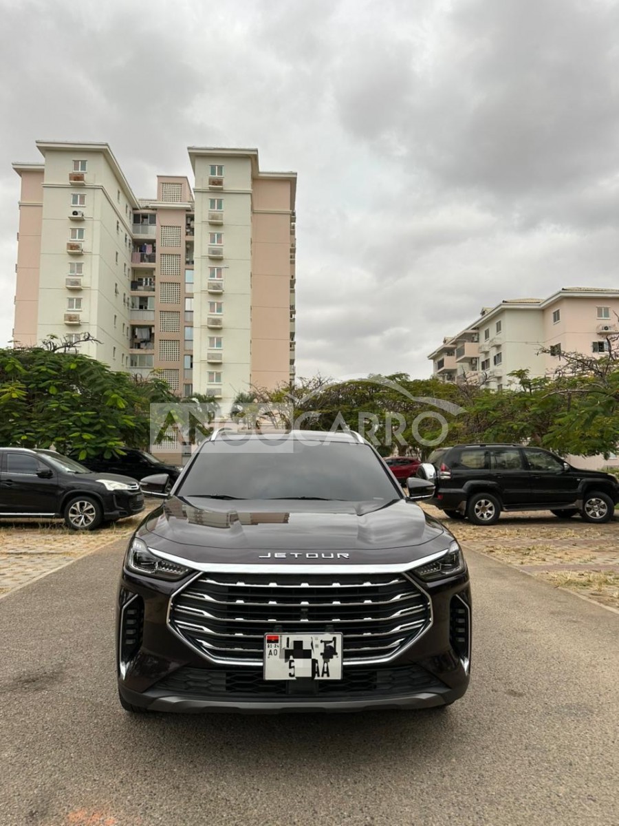 Jetour X70 2023 (Gasolina) - Angocarro