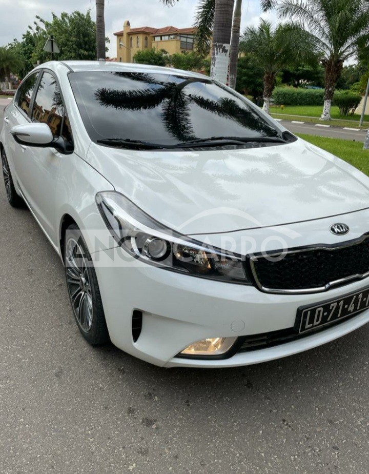 Kia K3 2019 (Gasolina) - Angocarro