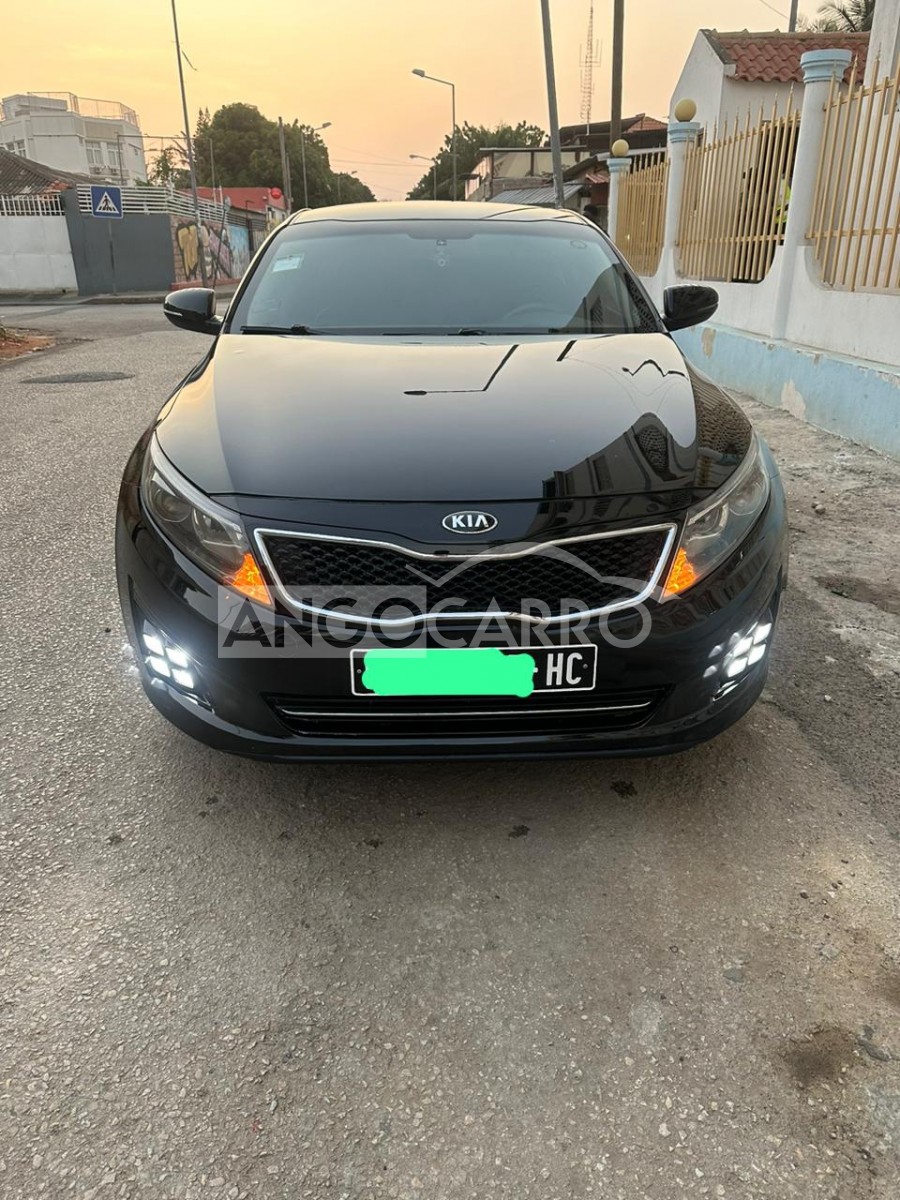 Kia K5 2017 (Gasolina) - Angocarro