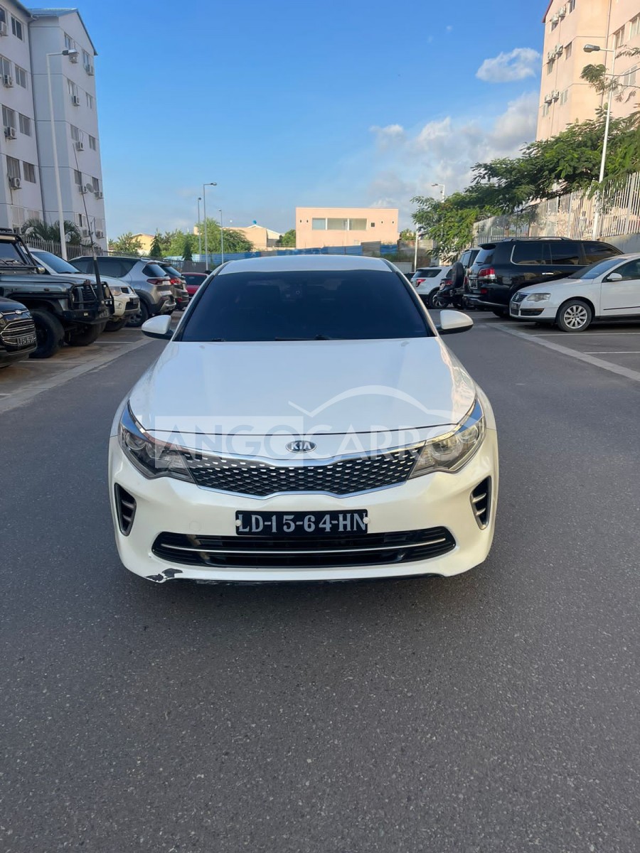 Kia K5 2018 (Diesel) - Angocarro
