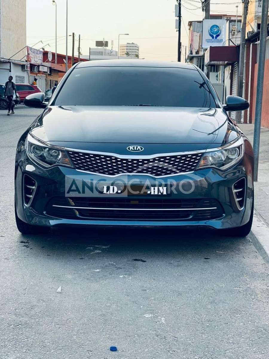Kia K5 2018 (Gasolina) - Angocarro