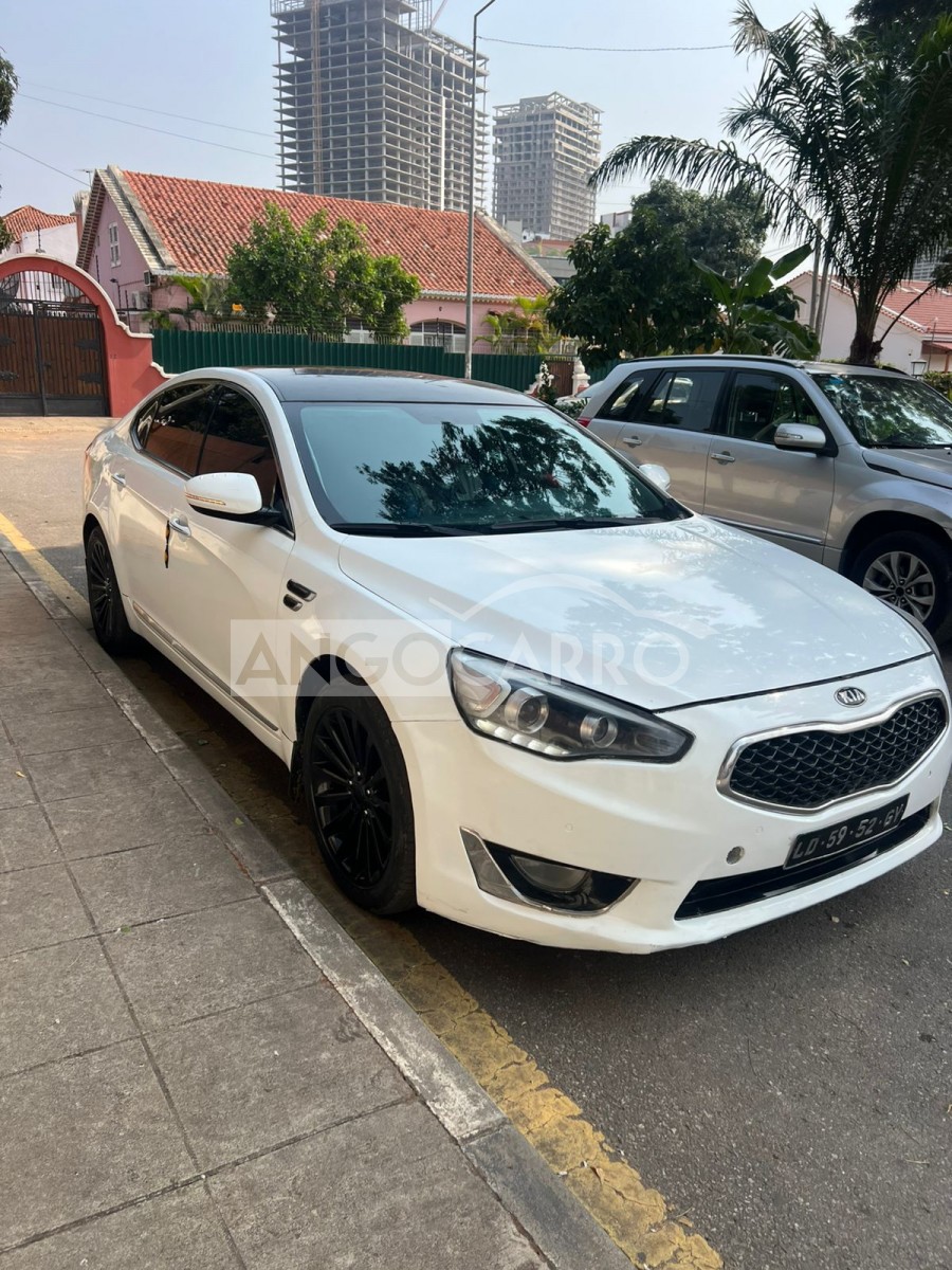 Kia K7 2015 (Gasolina) - Angocarro