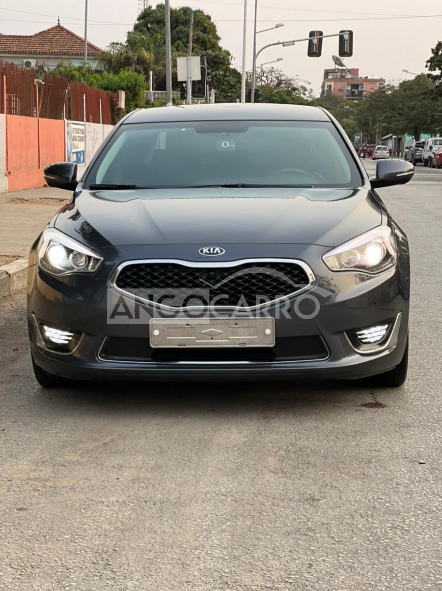 Kia K7 2016 (Gasolina) - Angocarro