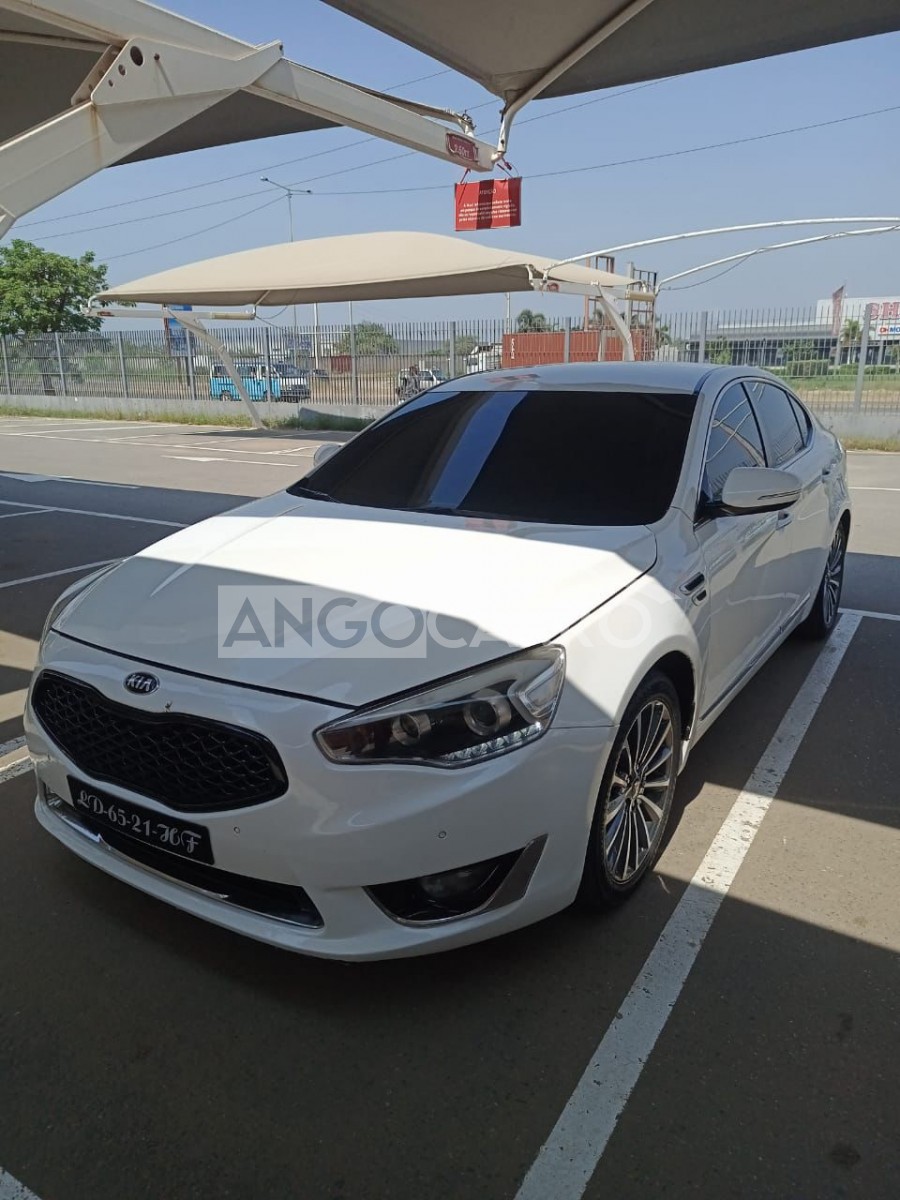 Kia K7 2016 (Gasolina) - Angocarro