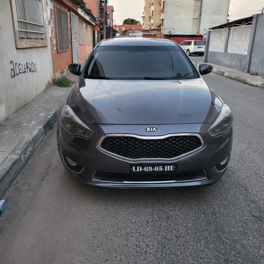 Kia K7 2018 (Gasolina) - Angocarro