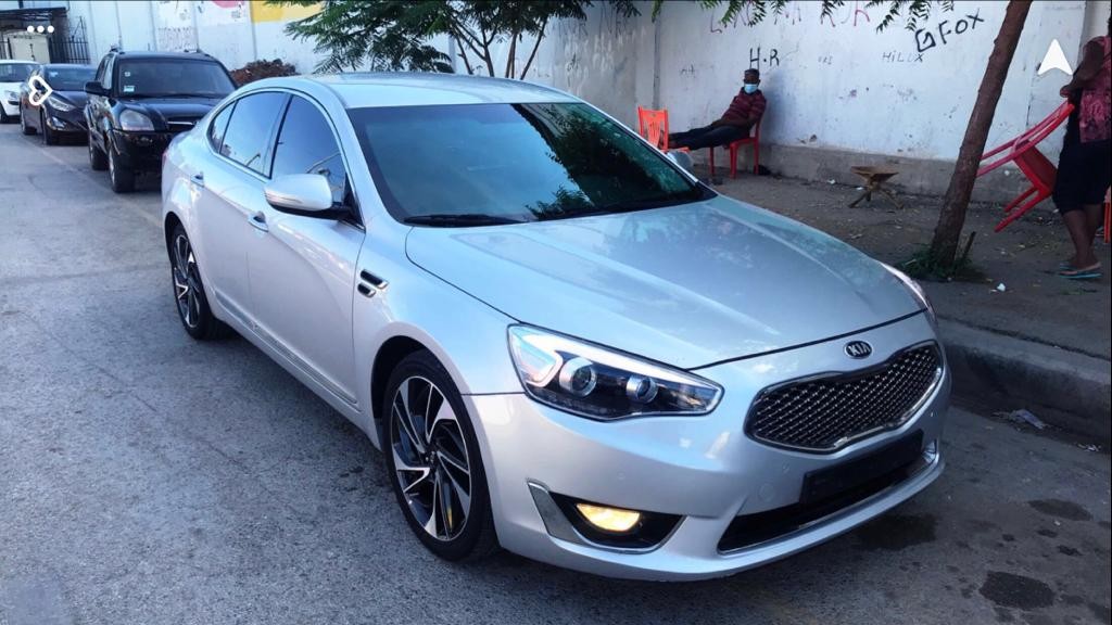 Kia K7 2018 (Gasolina) - Angocarro